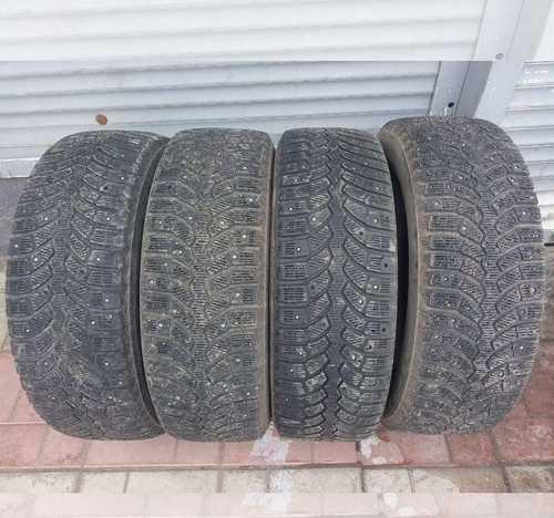 Bridgestone Blizzak Spike-01 185/65 R15 88T