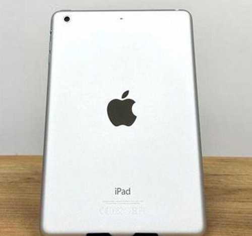 Apple iPad mini 2 2014 32Gb Wi-Fi Silver