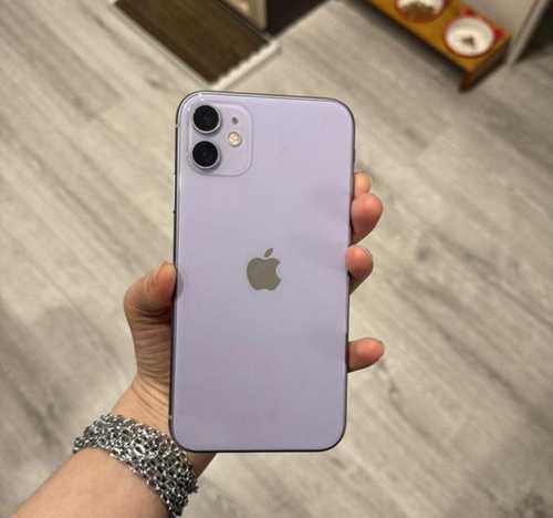 iPhone 11, 64 ГБ