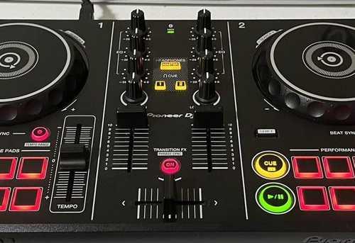 Диджейский контроллер Pioneer Dj DDJ 200