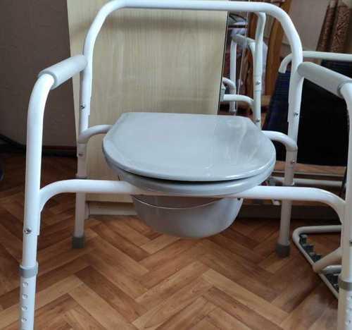 Кресло инвалидное с санитарным оснащением Ortonika