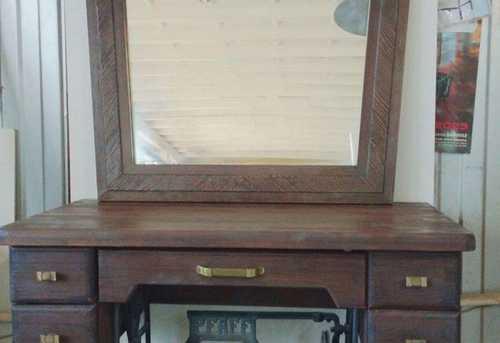 Макияжный столик с зеркалом