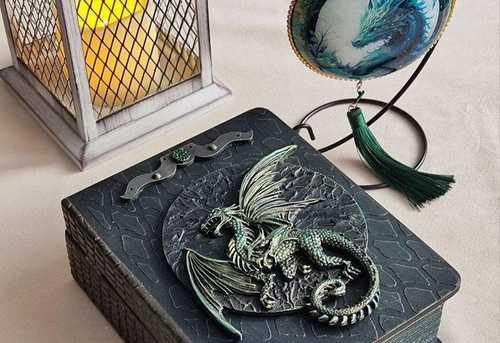 Подарочный фолиант с медальоном драконы