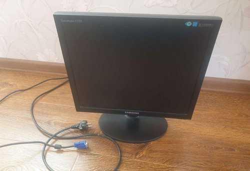 Монитор Samsung 17 SyncMaster e1720nr