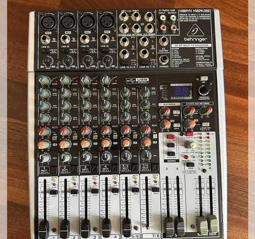 Микшерный пульт Behringer xenyx X1204 usb