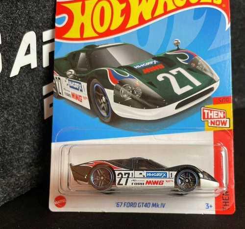 Hot wheels 67 Ford GT 40 Mk. IV 4