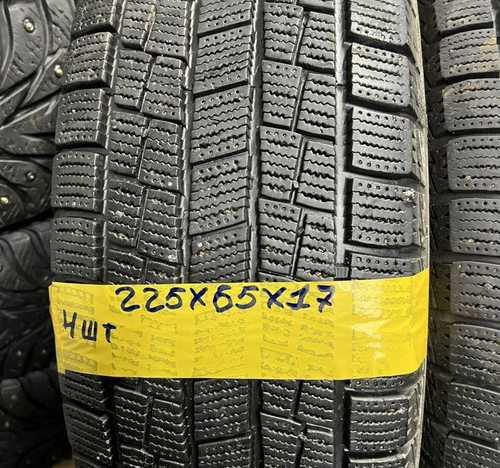 Goform W705 225/65 R17 102S