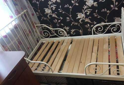 Кровать односпальная IKEA Миннен с матрасом б/у