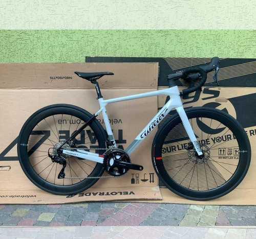 Wilier TriestinaGarda Disc Shimano 105 R7120 12v