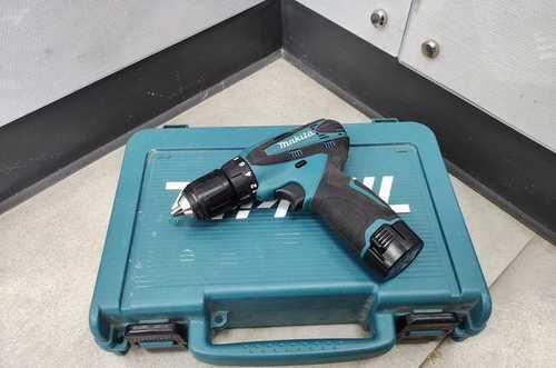 Шуруповерт Makita DF330D