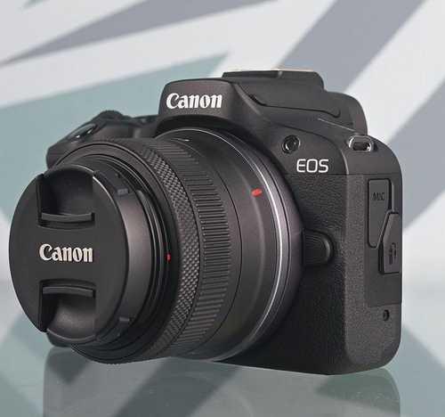 Canon EOS R100 Kit 18-45mm IS STM (пробег 1тыс)