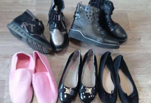 Туфли и осенние ботинки для девочки