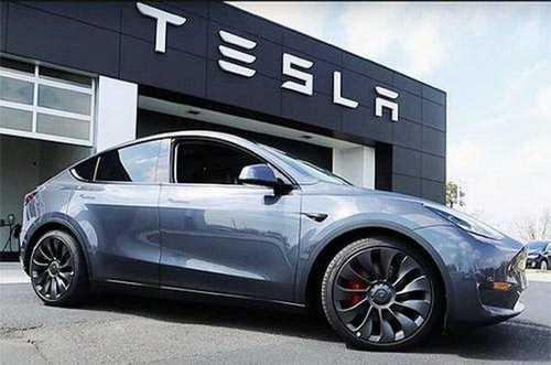 Беcштыревые доводчики дверей на tesla model Y