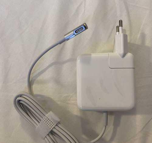 Зарядка для macbook magsafe 45W