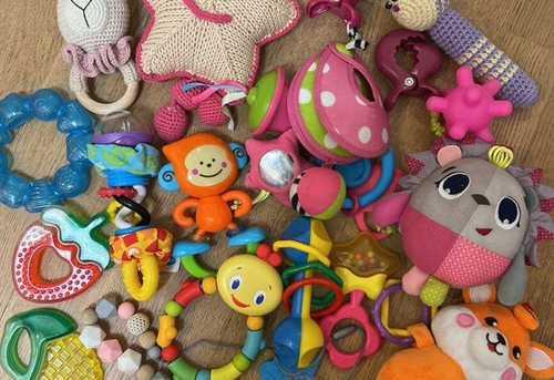 Игрушки для малышей до года пакетом