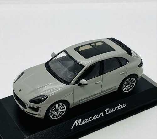 Porsche Macan Turbo 2019 Minichamps 1:43