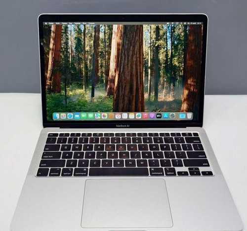 Ноутбук MacBook Air 13" 2020 (i3/16/256)