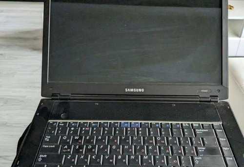 Ноутбук Samsung R560