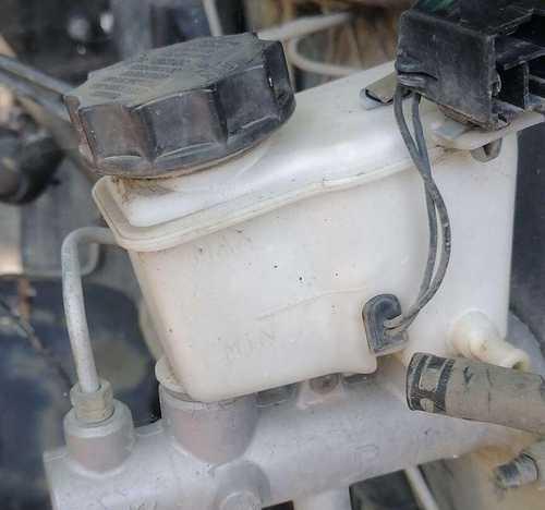 Главный тормозной целиндр haima 3 1.8