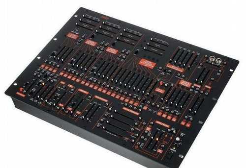 Аналоговый синтезатор Behringer 2600