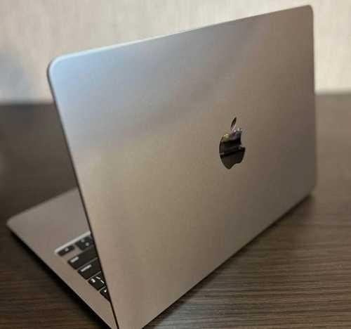 Apple macbook air 13 2022 m2 8 512