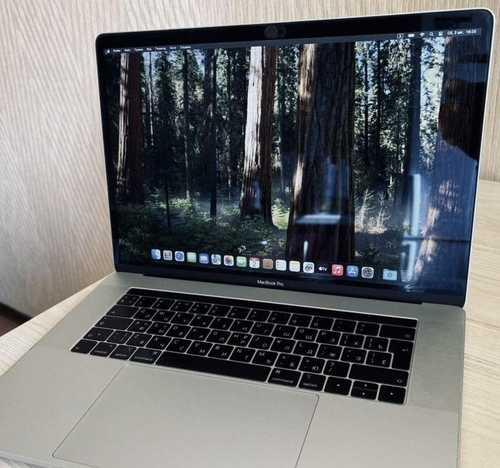 Macbook pro 15 2018