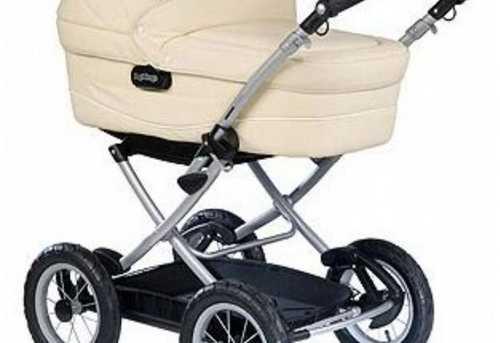 Коляска люлька peg perego из экокожи. Италия