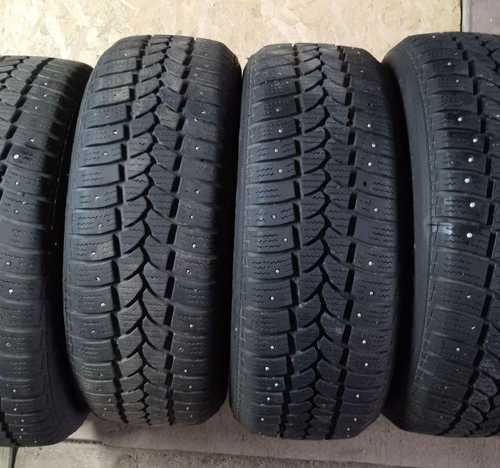 Tigar Sigura Stud 205/55 R16 94T