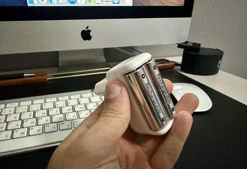 Apple Battery Charger