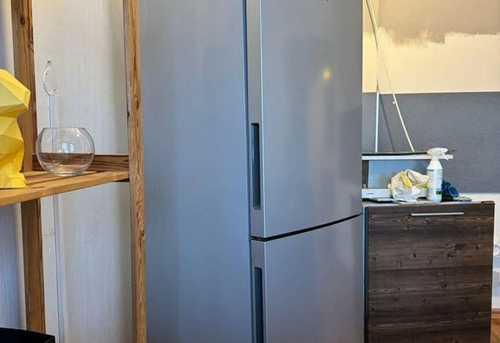 Холодильник Haier графитовый no frost