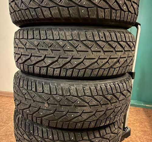Tigar SUV Ice 215/65 R16 102T