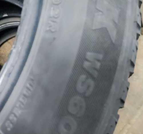 Bridgestone Blizzak WS-60 205/60 R16
