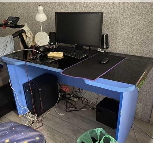 Компьютерный стол бу игровой