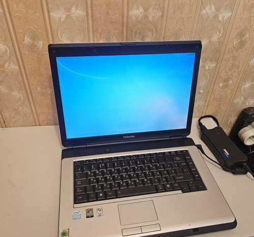 Ноутбук Toshiba Intel Celeron M 550, 2 ггц 2 GB 60