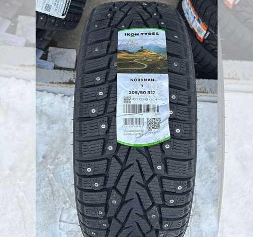 Ikon Tyres Nordman 7 205/50 R17 93T