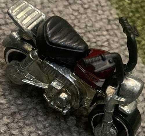 Игрушечный мотоцикл