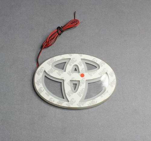 Светодиодная вставка под эмблему Toyota 125*86