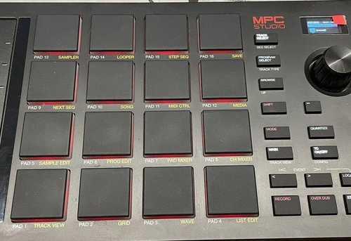 Контроллер Akai MPC Studio Mk II