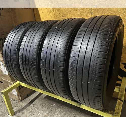 Michelin Energy XM2+ 215/65 R16