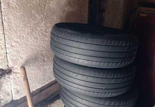 Tigar High Performance 215/60 R16