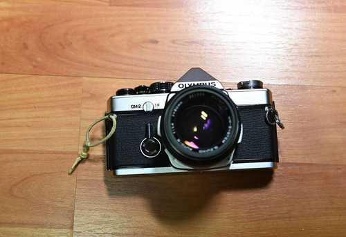 Пленочный фотоаппарат Olympus OM-2 + 50 мм 1.4
