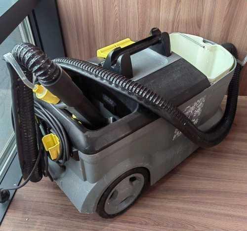 Моющий пылесос Karcher puzzi 10/1