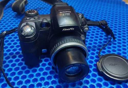 Цифровой фотоаппарат Fujifilm FinePix S5500