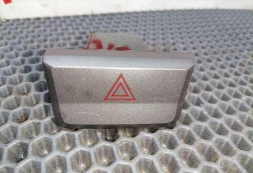 Кнопка аварийной сигнализации Hyundai Accent