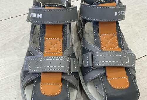 Новые сандалии Bottilini 29 размер
