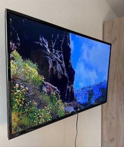 Телевизор Panasonic 43”