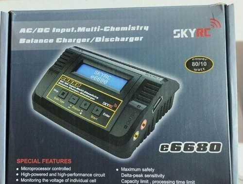Универсальное зарядное устройство SkyRC e6680