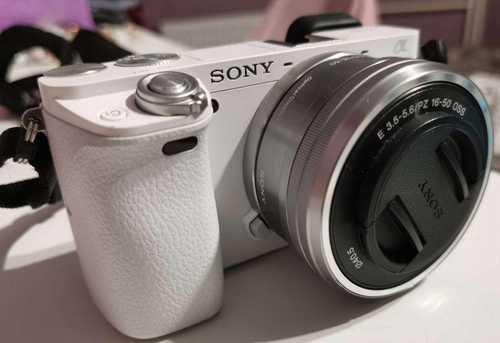 Sony Alpha 6000 kit + набор для чистки оптики