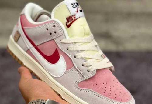 Кроссовки Nike dunk low sp