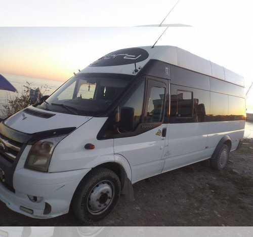 Кастенваген Ford Transit, 2011